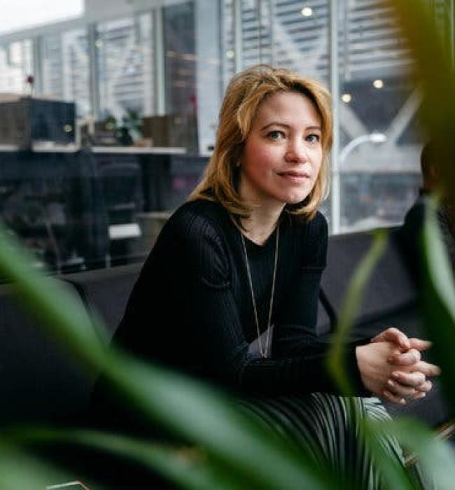 Jennifer Valentino-DeVries Part of Pulitzer Prize-Winning Team | School ...